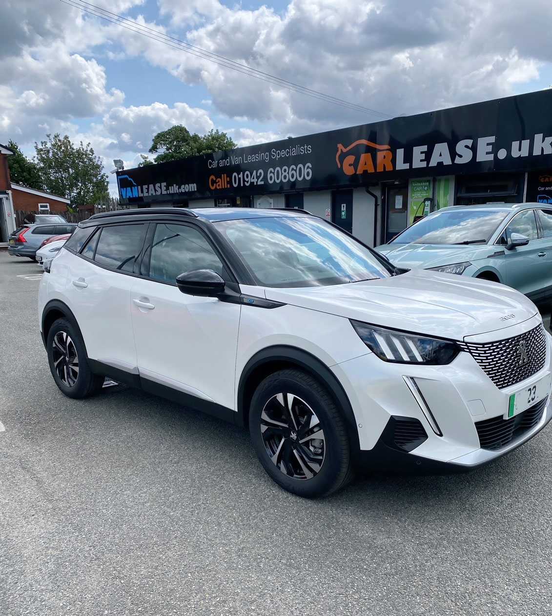 The Peugeot 2008 electric SUV - the perfect electric car lease deal | e-car lease